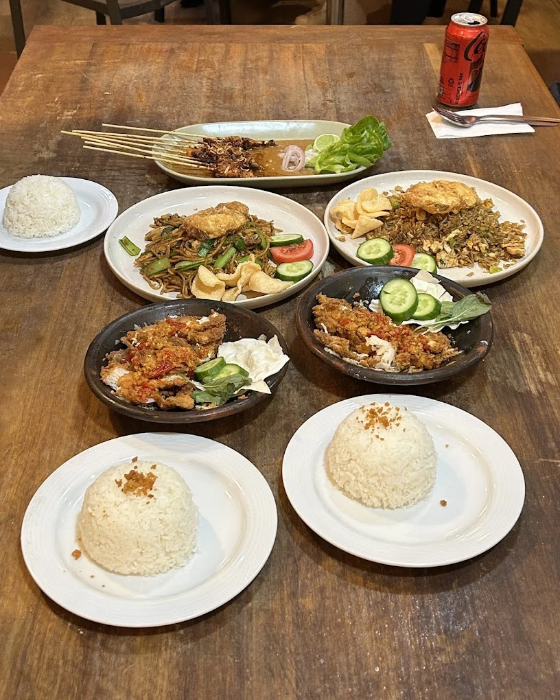 Garam Merica Sydney - Reviews, Phone, Hour